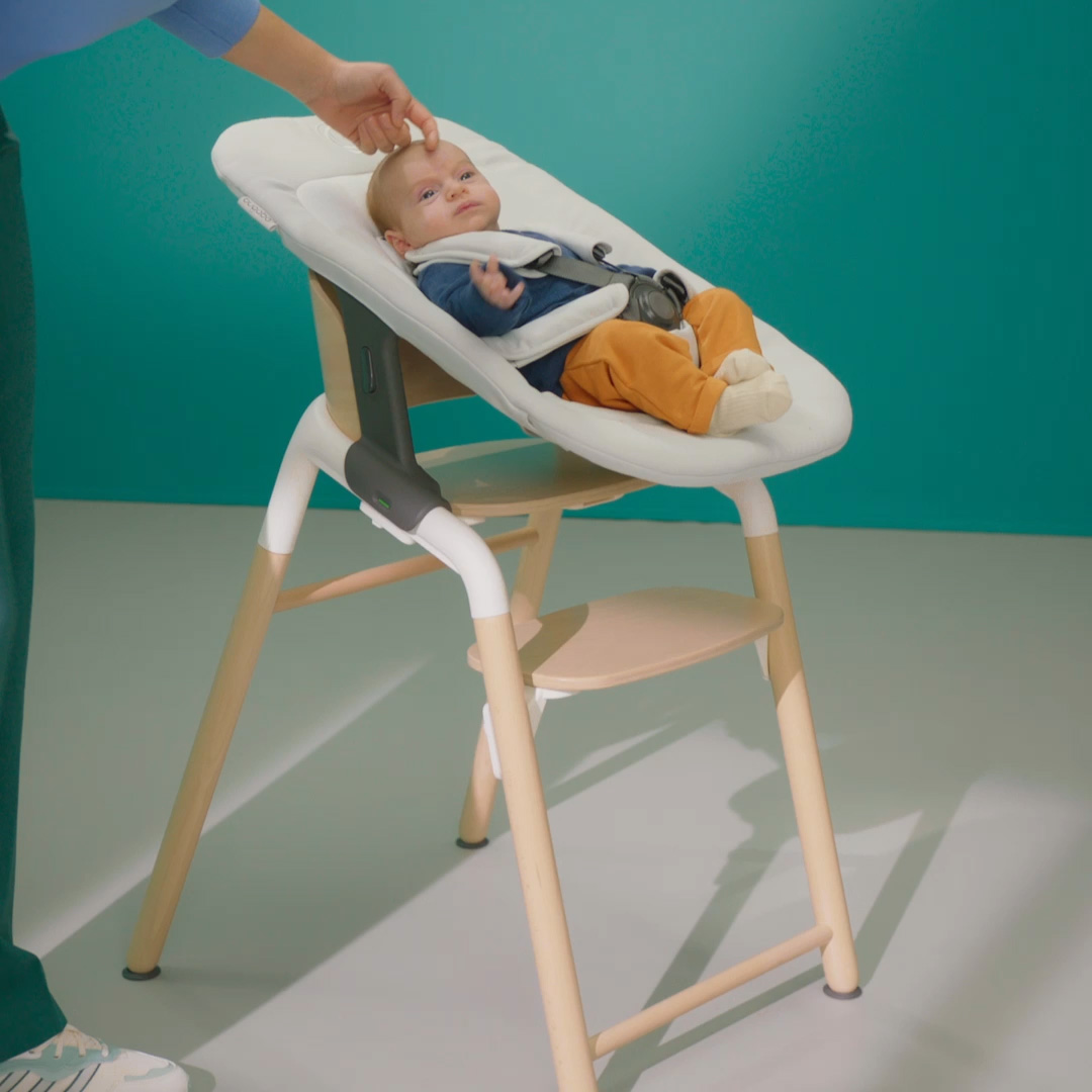 Bugaboo Giraffe chair Neutral wood/white | Bugaboo